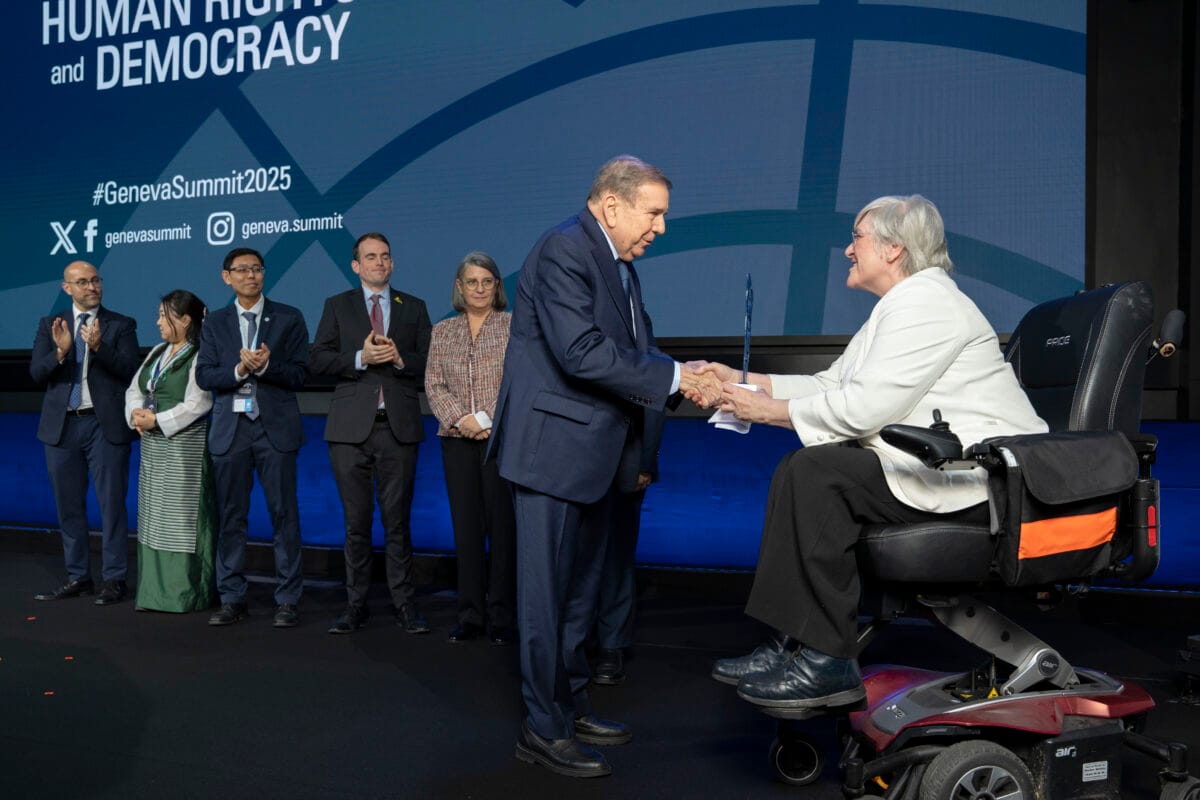 Presentation of the 2025 Courage Award - The Geneva Summit for Human ...